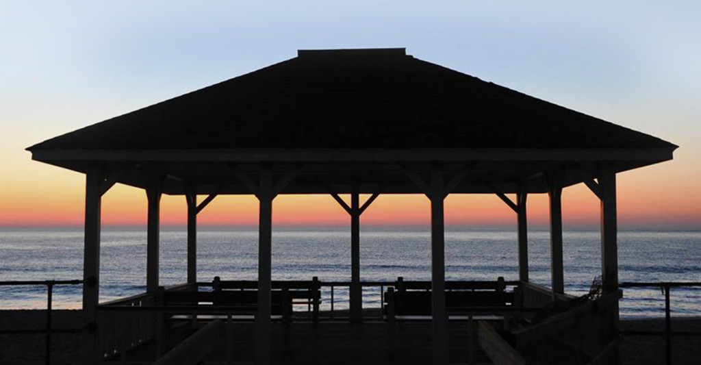 splash-pavillion-sunset – Visit Spring Lake